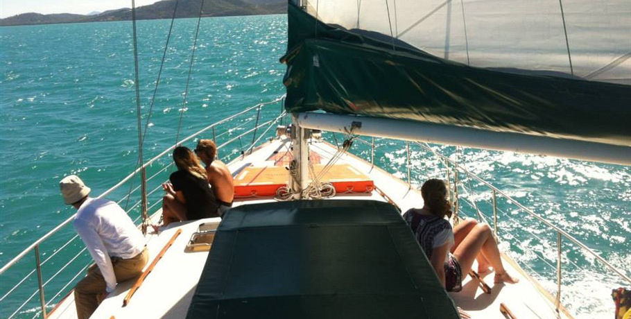 Waltzing Matilda 2 Days 1 Night | Whitsundays Overnight Sailing Tour ...