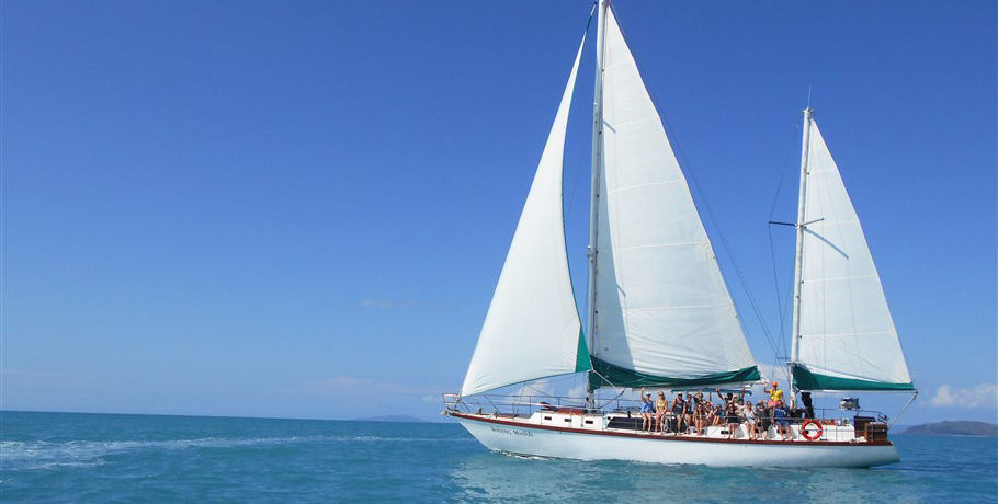 Waltzing Matilda 2 Days 1 Night | Whitsundays Overnight Sailing Tour ...